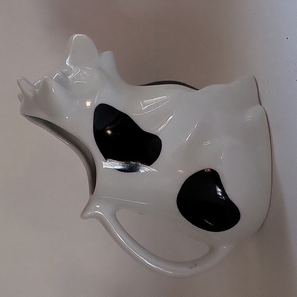 Kitchen | Vintage Holstein Black And White Stonewall Kitchen Cow ...